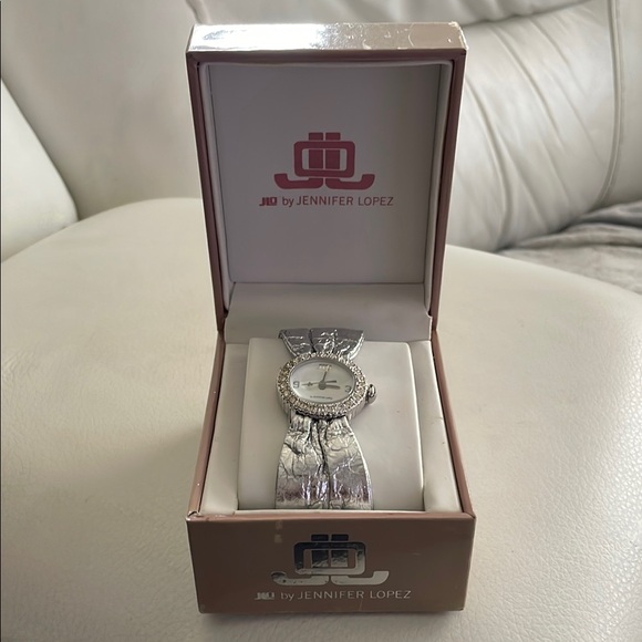 Jennifer Lopez | Jewelry | Jennifer Lopez Silver Watch With Elegant ...